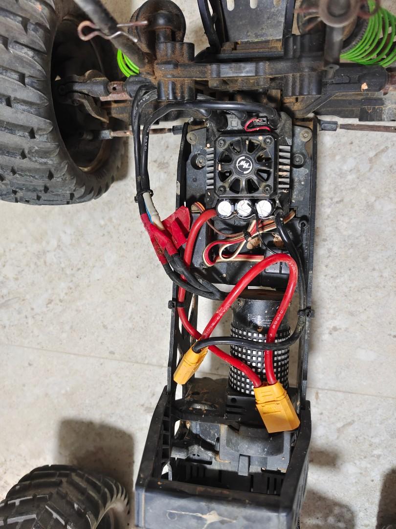 CEN REEPER 1/7 Monster Truck for CHEAP!, Hobbies & Toys, Toys & Games ...