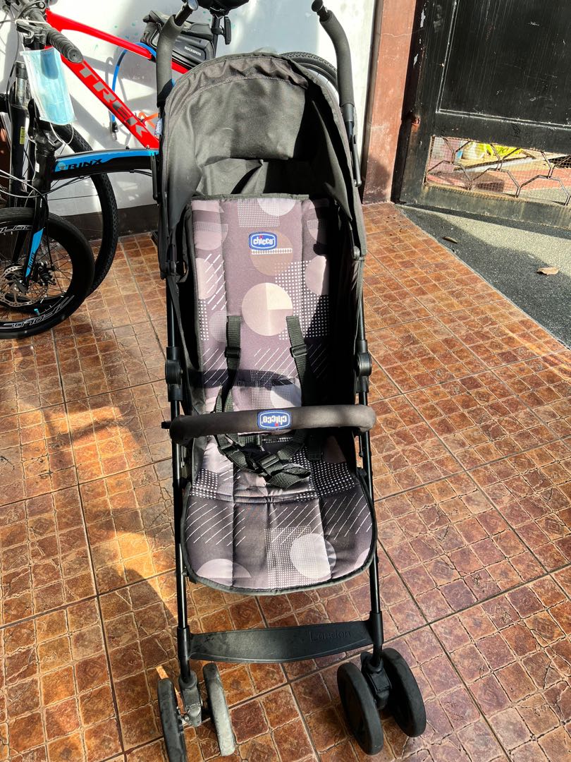 Chicco London Stroller, Babies & Kids, Going Out, Strollers on Carousell