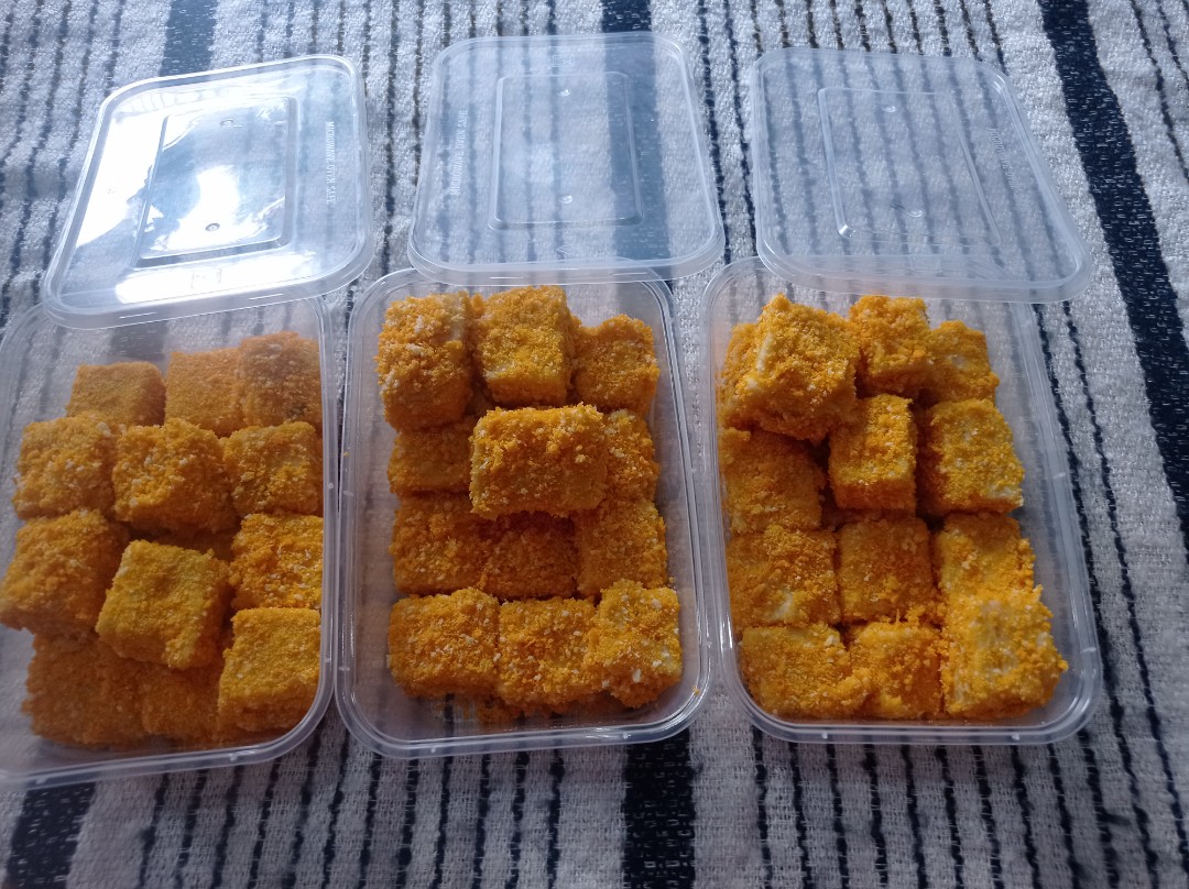 Chicken nugget, Makanan & Minuman, Makanan Instan di Carousell