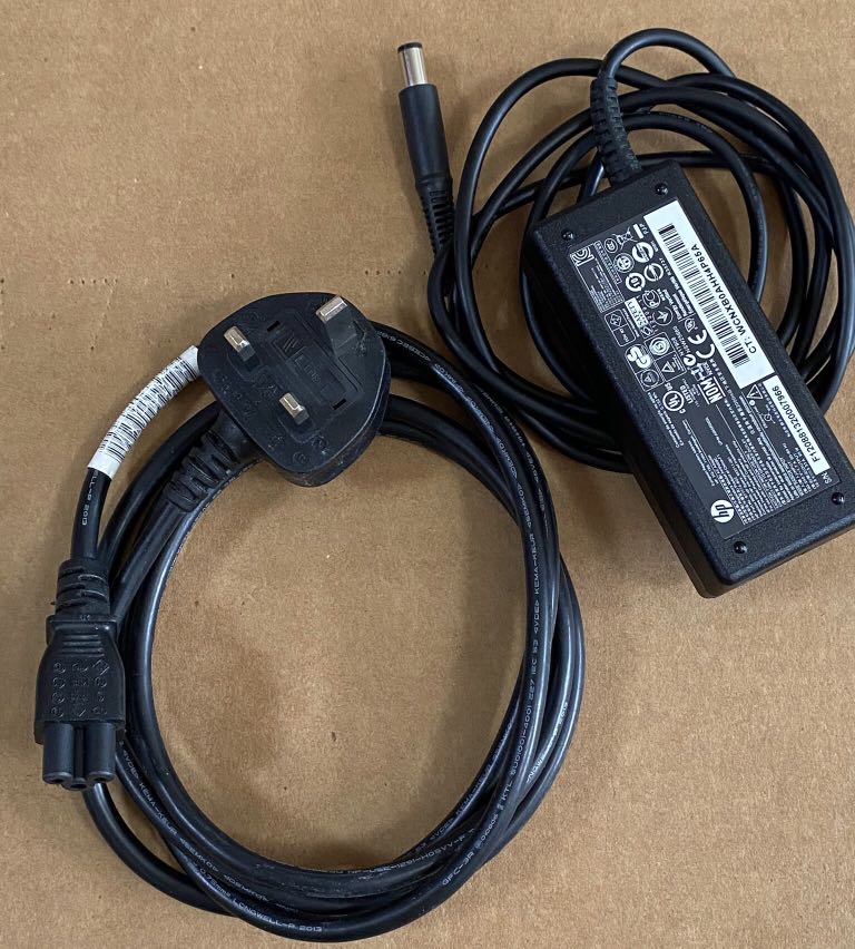 HP adapter w/Mickey Mouse cable, Everything Else on Carousell