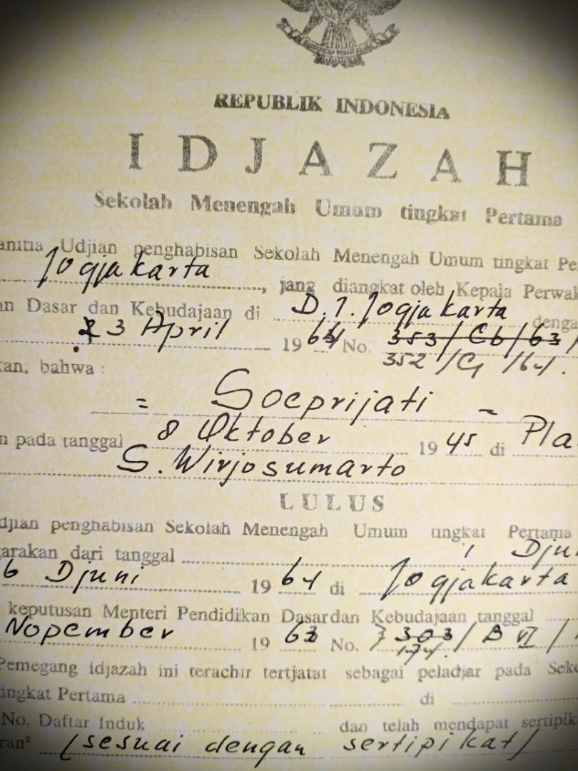 Ijazah SMU tahun 1964, Antik, Lainnya di Carousell