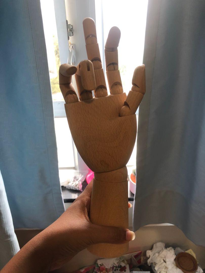 Ikea- movable fingers hand, 傢俬＆家居, 家居裝飾, 家居裝飾 - 其他 - Carousell