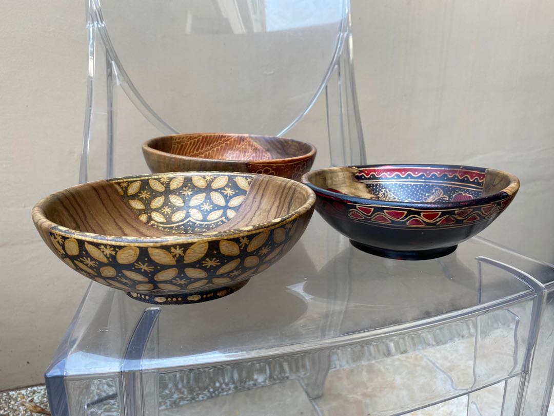 INDONESIAN Batik Hand-Painted Wooden Bowl, Furniture & Home Living ...