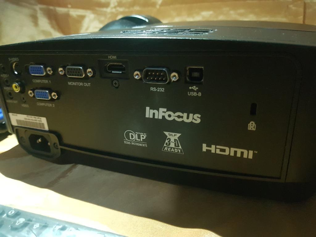 infocus in112a projector 3000 lumens DLP 3D ready hdmi, TV & Home ...