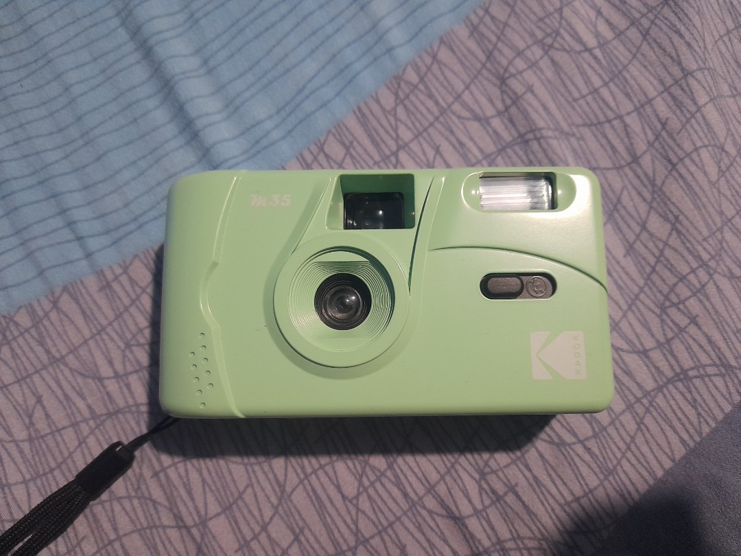 Kodak M35 Reusable Camera (Mint Green), Photography, Cameras on Carousell Kodak M35 Reusable Camera (Mint Green), Photography, Cameras on Carousell