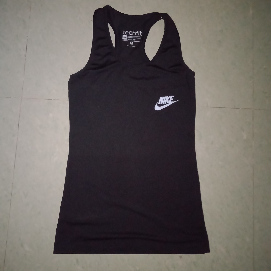Nike techfit sando, Women's Fashion, Activewear on Carousell