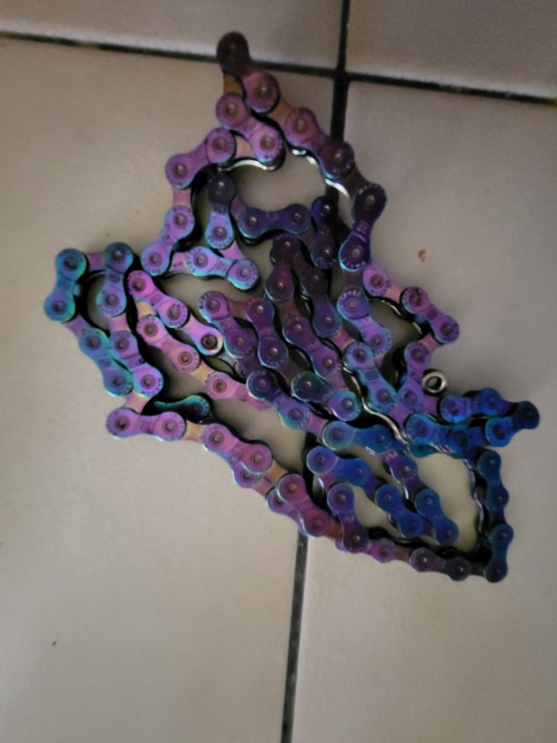 Oil slick chain, Everything Else on Carousell