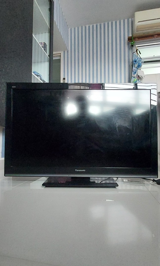 Panasonic TV, TV & Home Appliances, TV & Entertainment, TV on Carousell