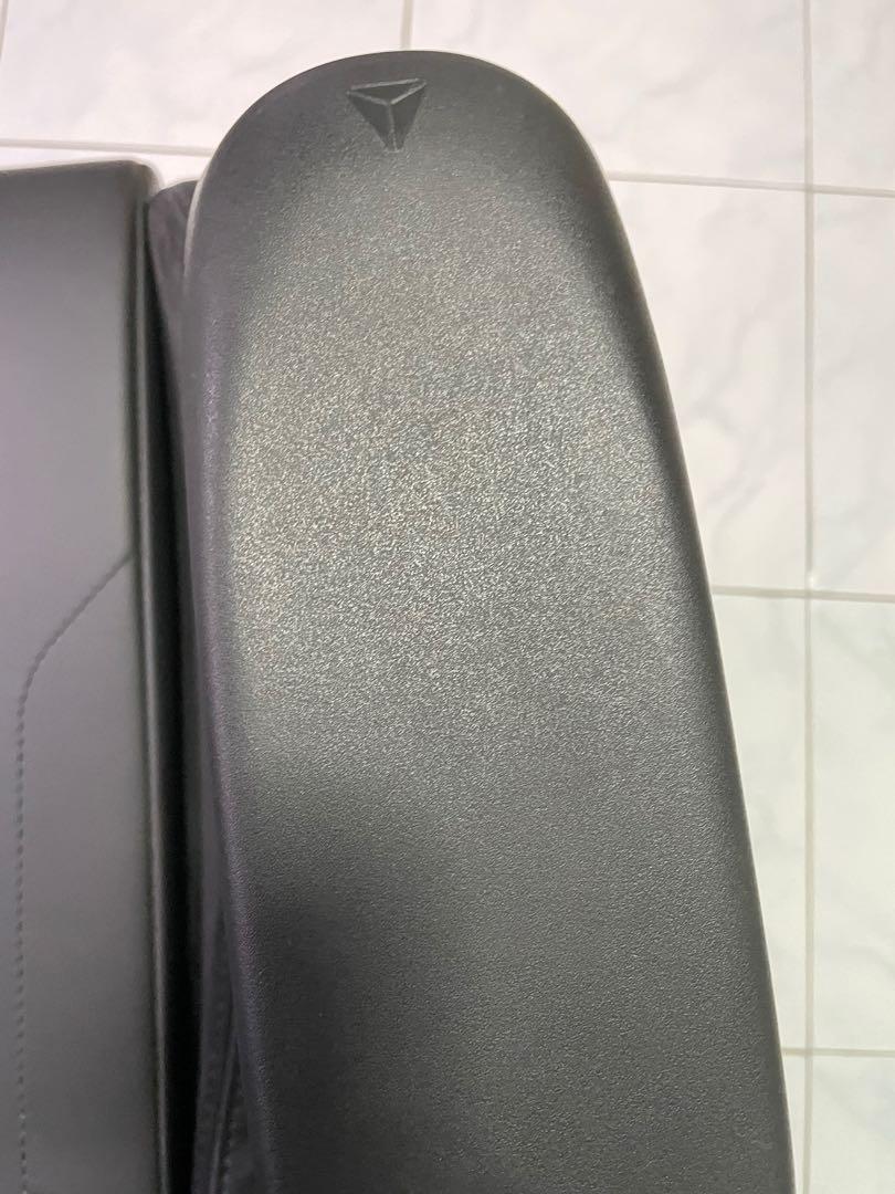 Secret Lab Omega 2020 (Black), Furniture & Home Living, Furniture ...