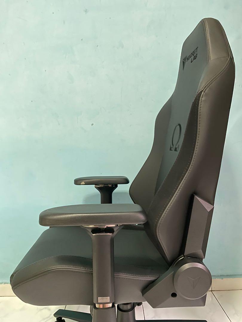 Secret Lab Omega 2020 (Black), Furniture & Home Living, Furniture ...