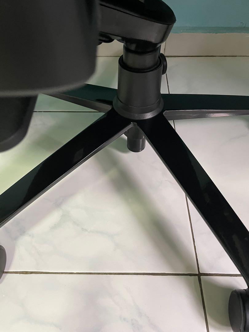 Secret Lab Omega 2020 (Black), Furniture & Home Living, Furniture ...