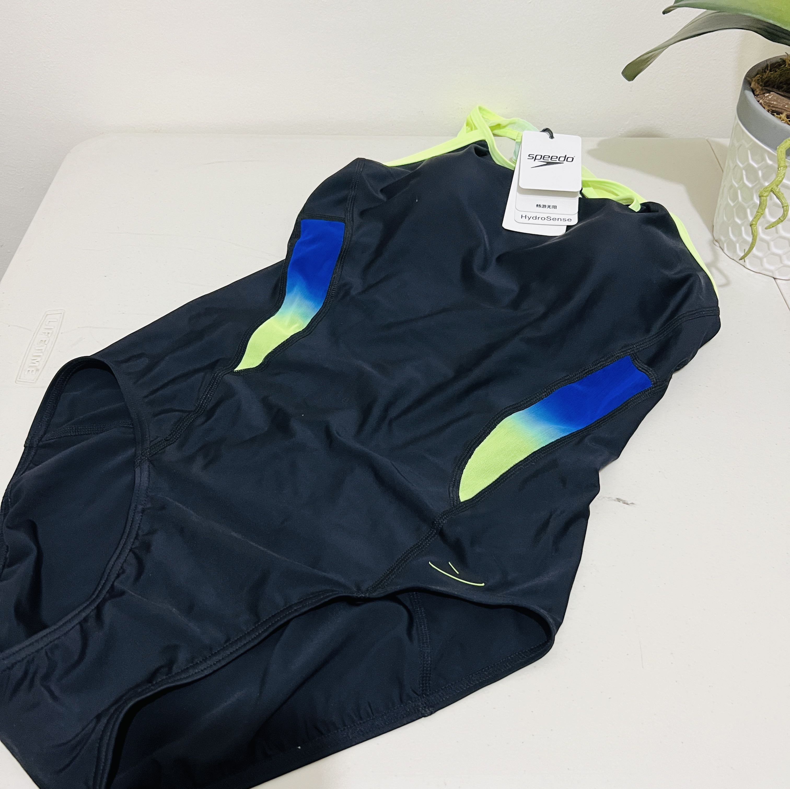 Speedo Hydrosense, Women's Fashion, Swimwear, Bikinis & Swimsuits on ...