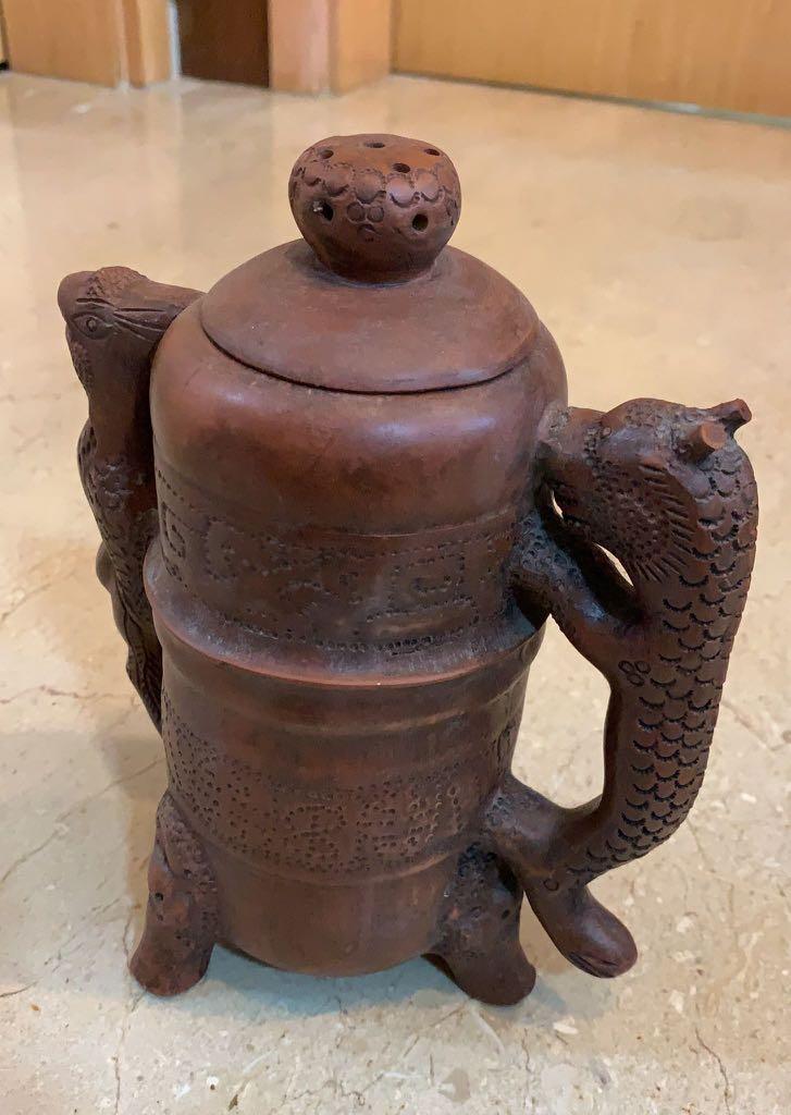 Unique Old Dragon Tall Clay Pot, Hobbies & Toys, Memorabilia ...