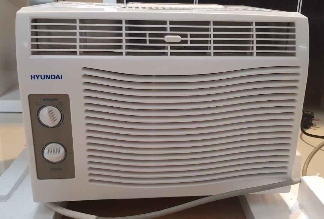 Window type aircon 0.5HP Hyundai, TV & Home Appliances, Air ...