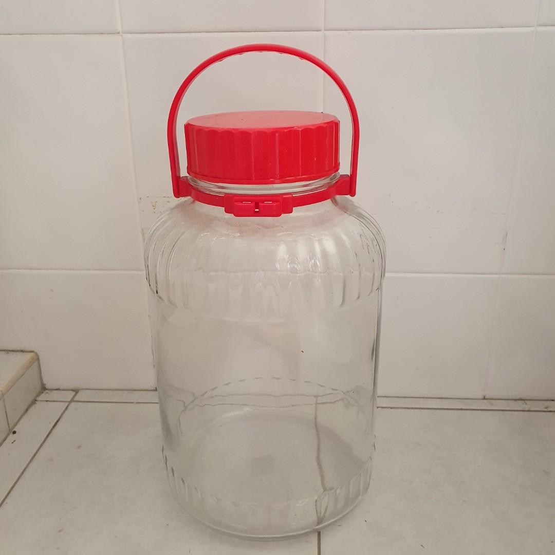 8 litres glass container with plastic lid, Furniture & Home Living ...