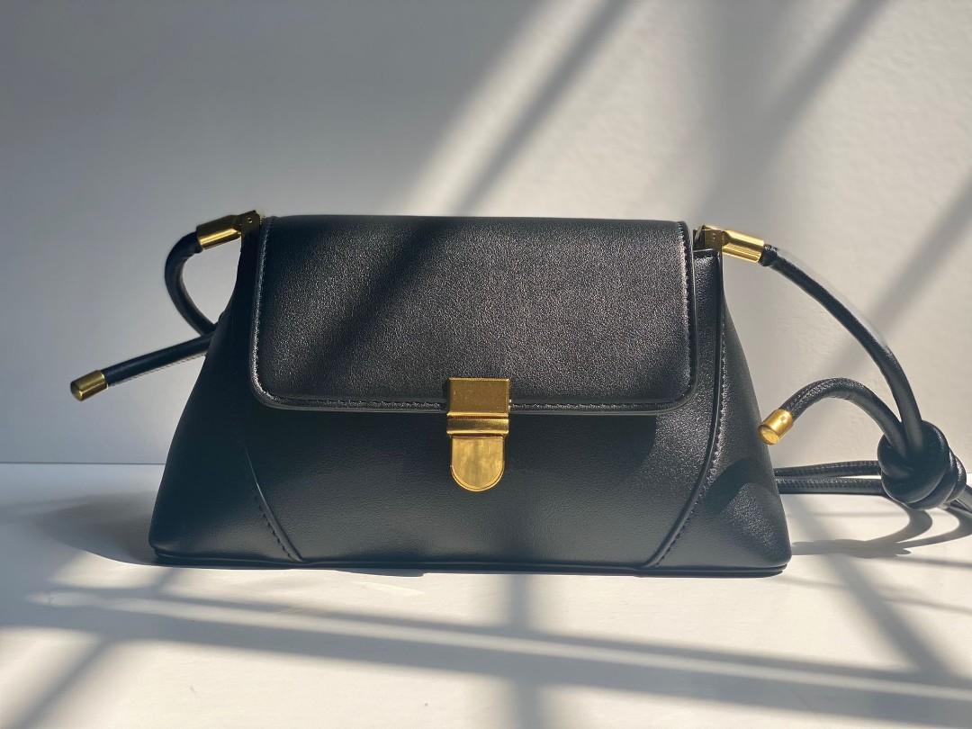 Alia bag has arrived!!, Women's Fashion, Bags & Wallets, Shoulder Bags ...