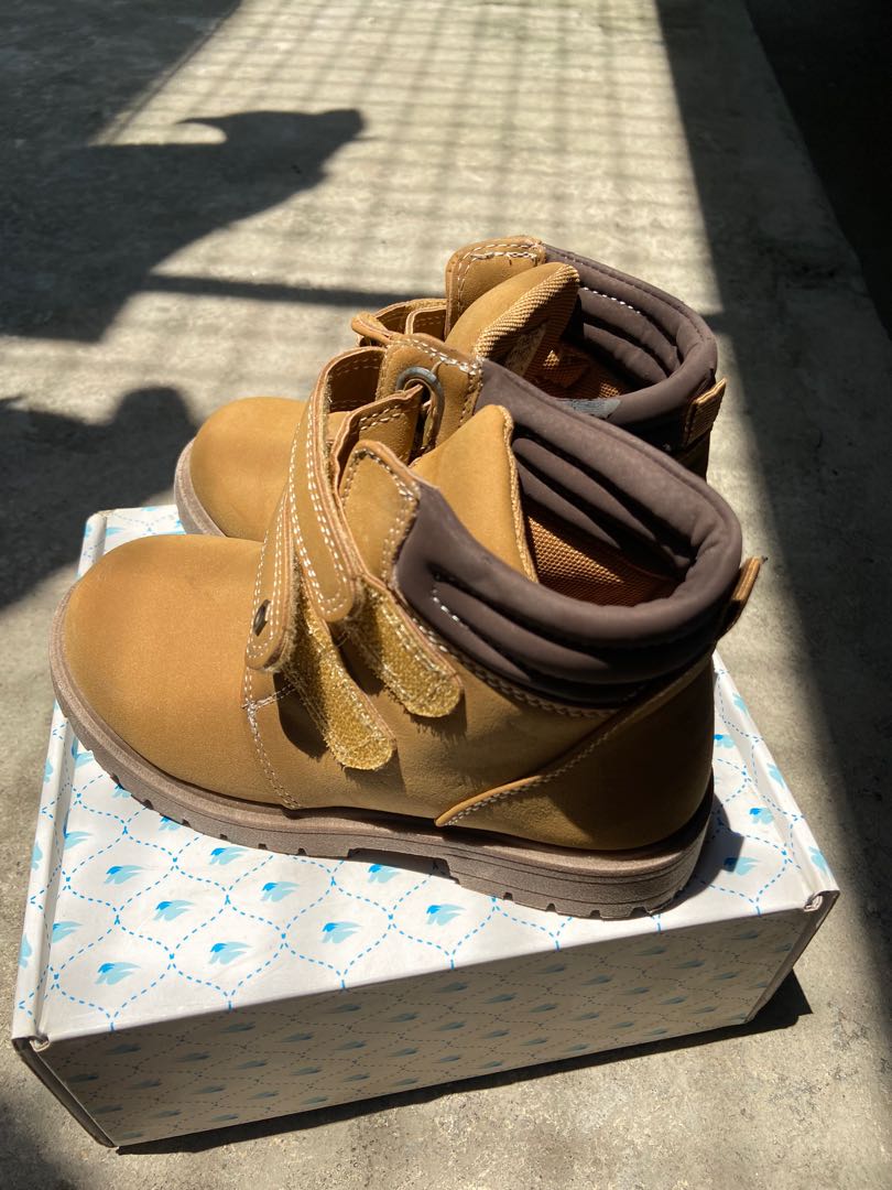Anko Junior Boots, Babies & Kids, Babies & Kids Fashion on Carousell