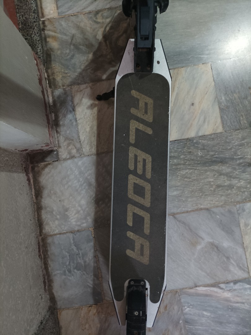 Foldable Electric Scooter Aleoca E Potenza Rx, Motorbikes, Motorbikes ...