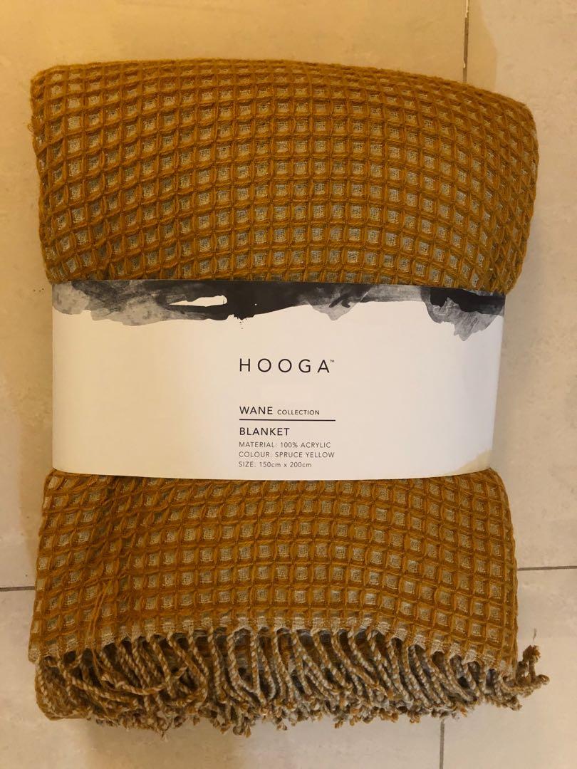 HOOGA Blanket yellow, Furniture & Home Living, Bedding & Towels on ...