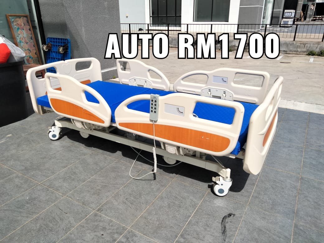 Katil pesakit /katil hospital siap remote dan tilam, Health & Nutrition ...