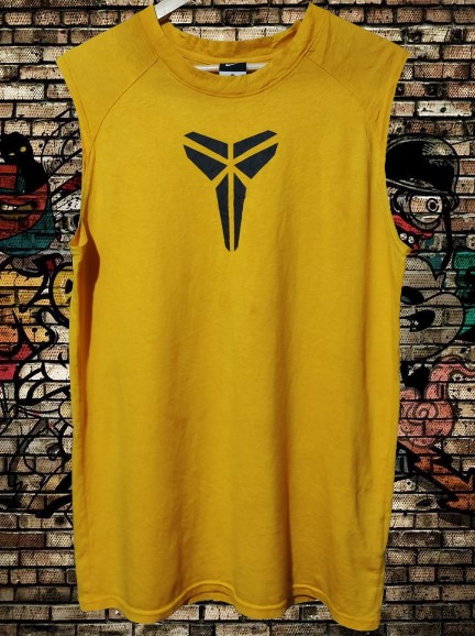 Kobe Bryant top tank Nike Large, Men's Fashion, Activewear on Carousell