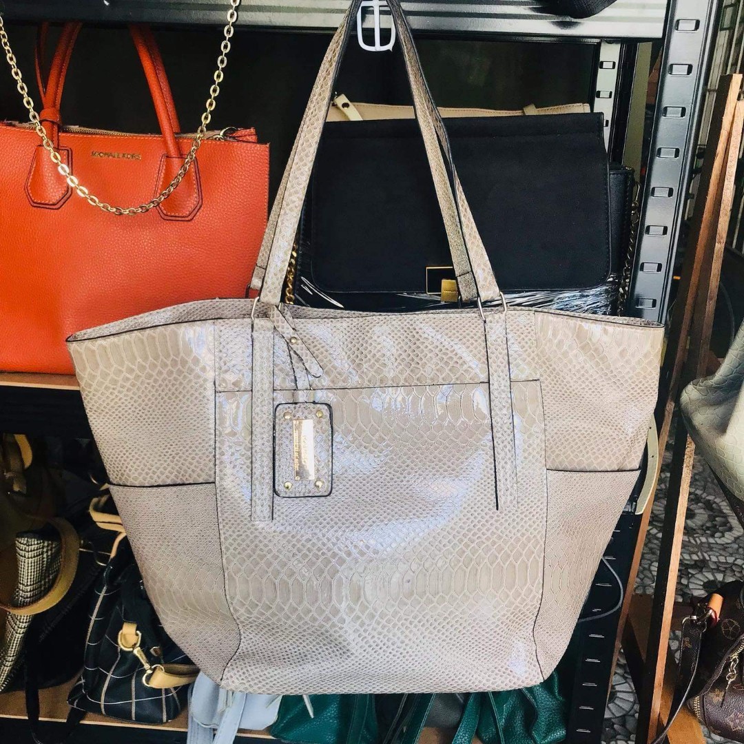 Mango Touch Tote Bag, Women's Fashion, Bags & Wallets, Tote Bags on ...