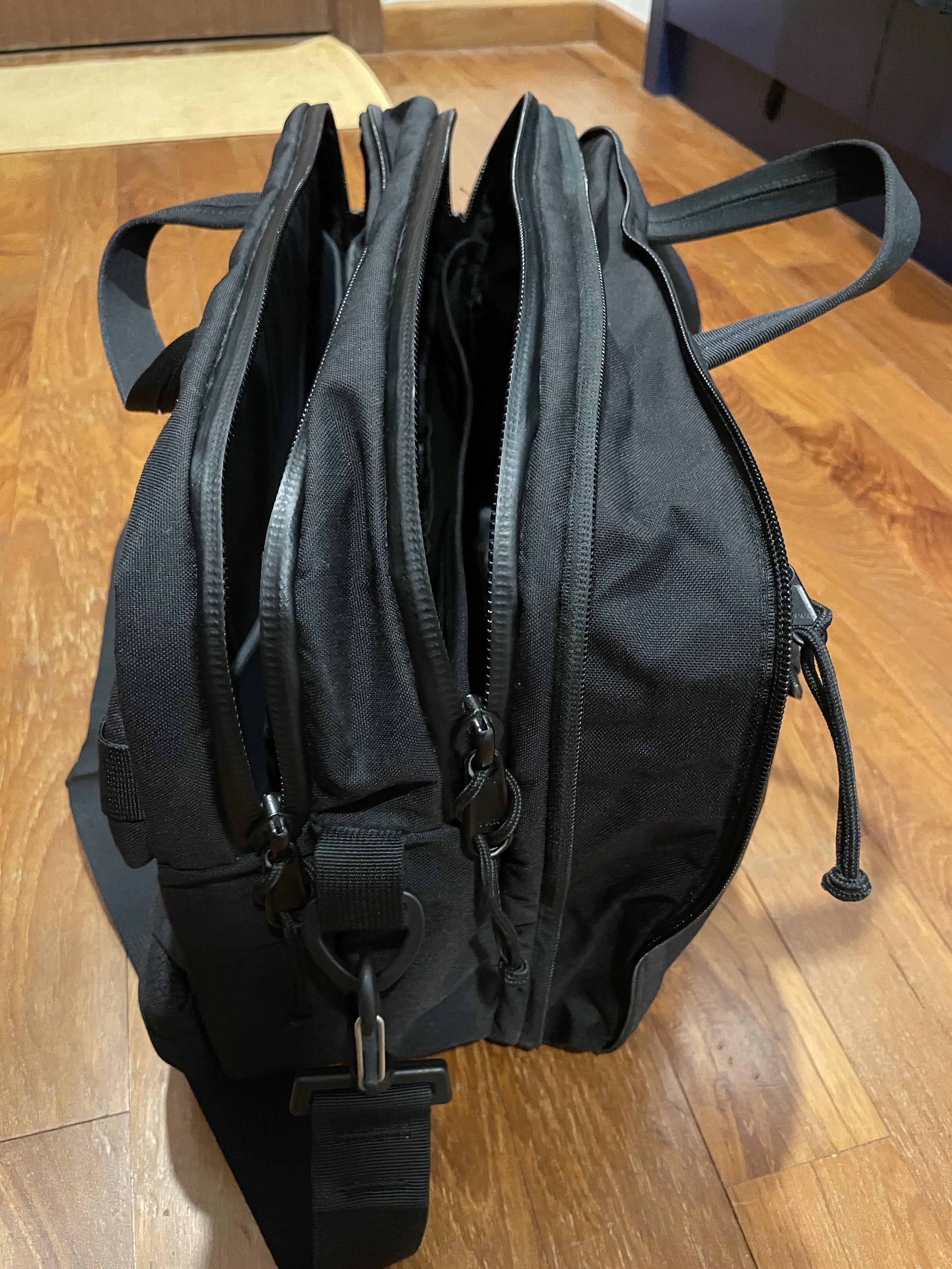 Mystery Ranch 3-Way briefcase, Computers & Tech, Parts & Accessories ...