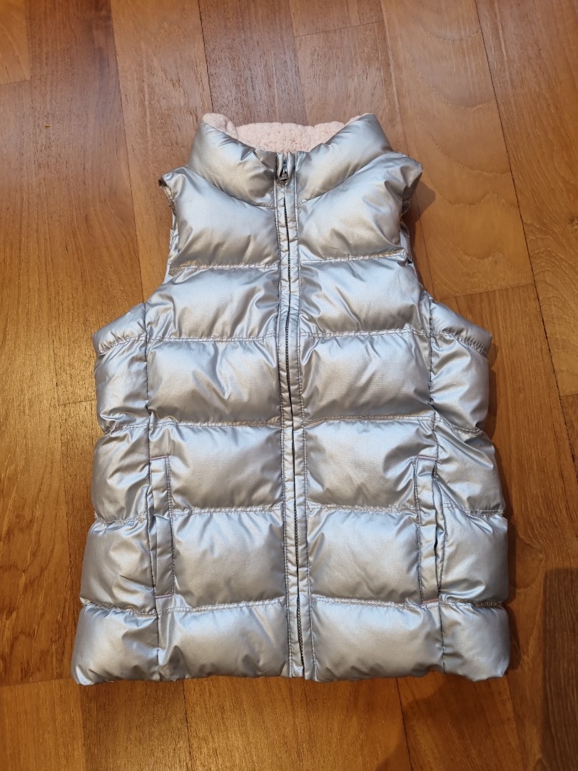 Old navy metallic silver puffer vest for age 6-7, Babies & Kids, Babies ...