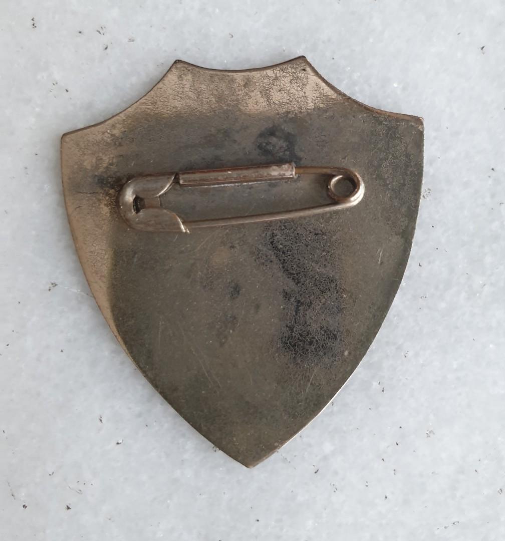 Old Pin Up Badge Queen Elizabeth & Prince Philip, Everything Else on ...