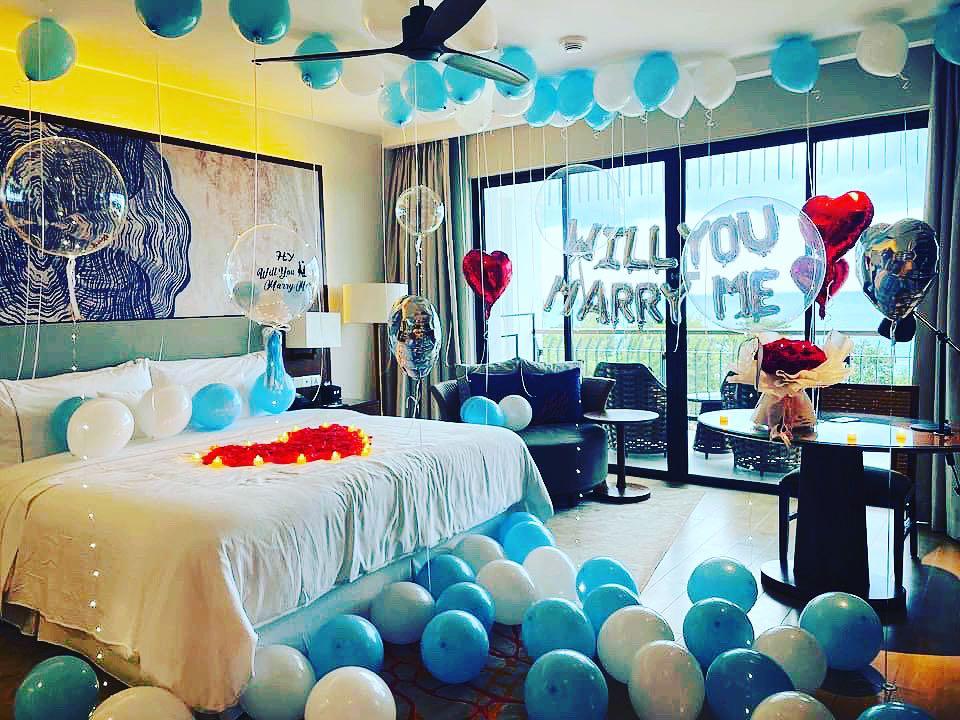 Romantic proposal decorations setup, Hobbies & Toys, Occasions & Party ...