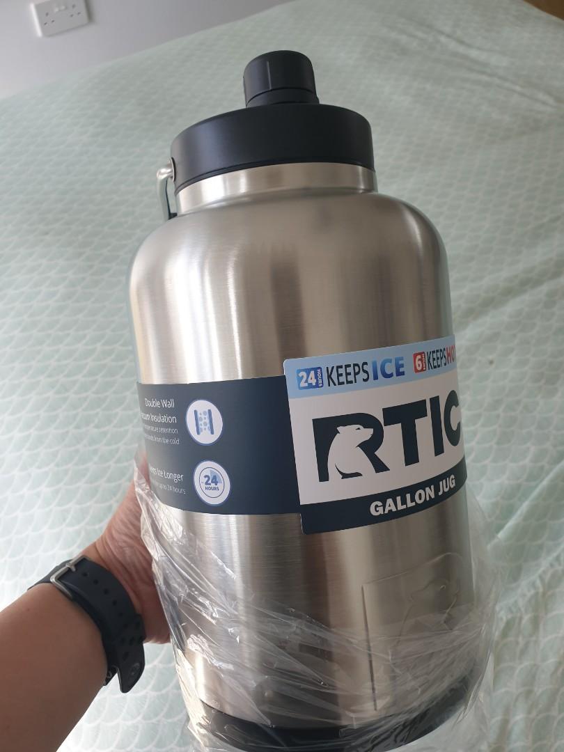 RTIC - 1 gallon (3.7l) insulated jug, Sports Equipment, Hiking ...