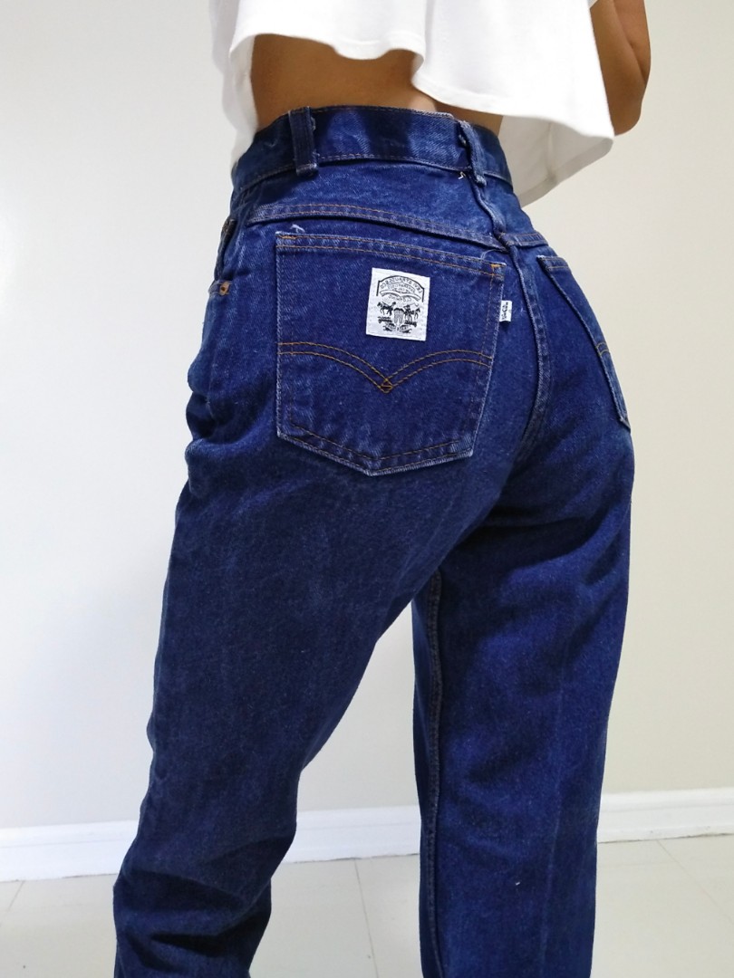 Vintage Levi's White Tab, Women's Fashion, Bottoms, Jeans on Carousell