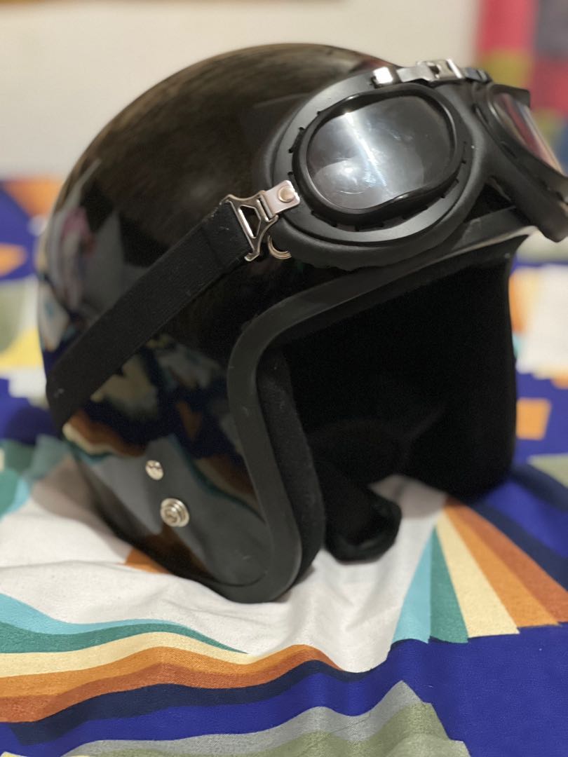VRM 1976 Classic helmet size XL, Motorbikes, Motorbike Parts ...