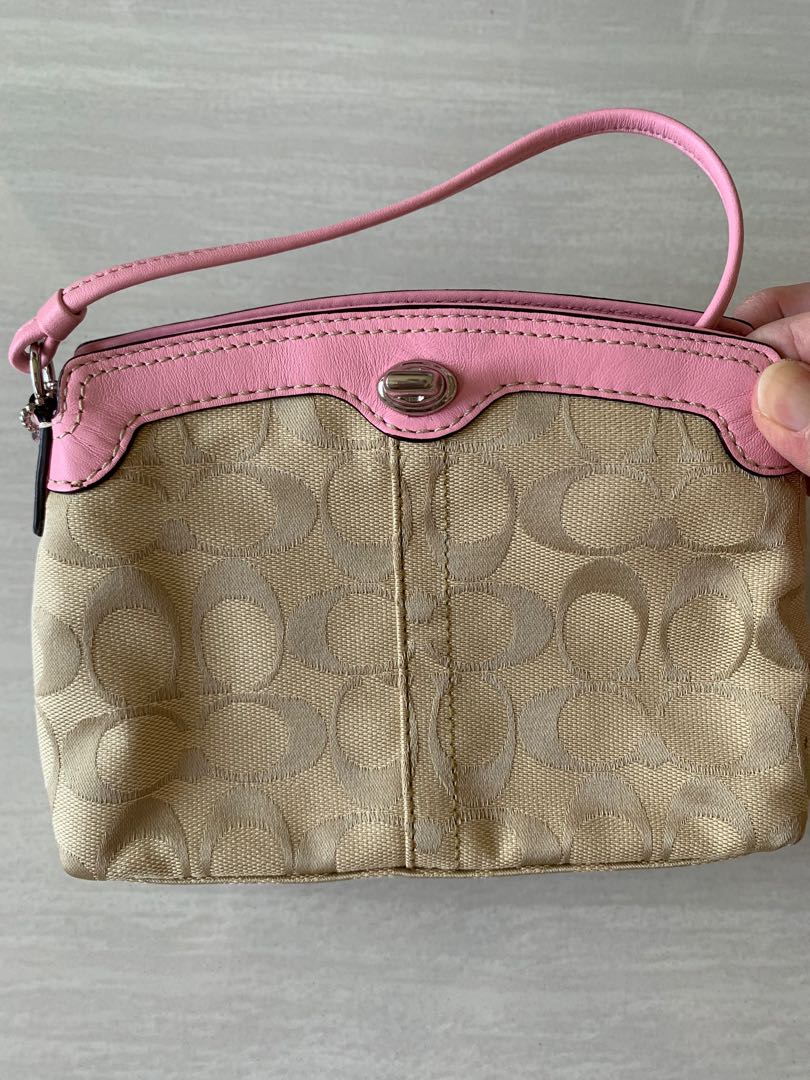 Coach hand carry small bag, Women's Fashion, Bags & Wallets, Purses ...
