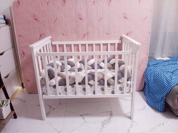 Crib, Babies & Kids, Baby Nursery & Kids Furniture, Cots & Cribs on ...