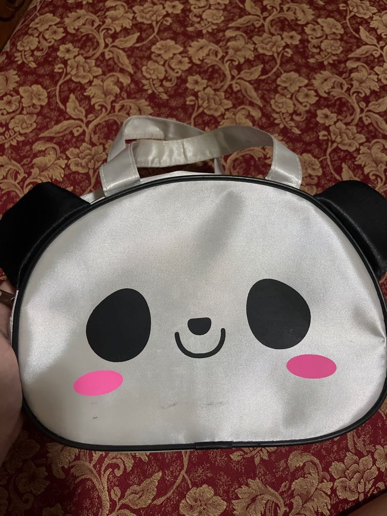 DAISO PANDA INSULATED LUNCH BAG, Women's Fashion, Bags & Wallets ...