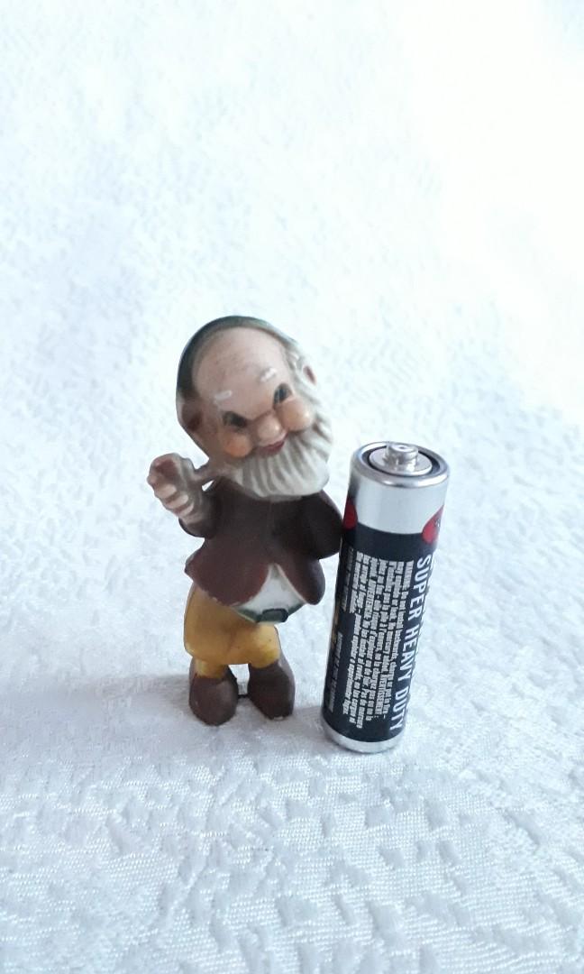 Dwarf with Pipe Vinyl Decor, Furniture & Home Living, Home Decor, Other ...