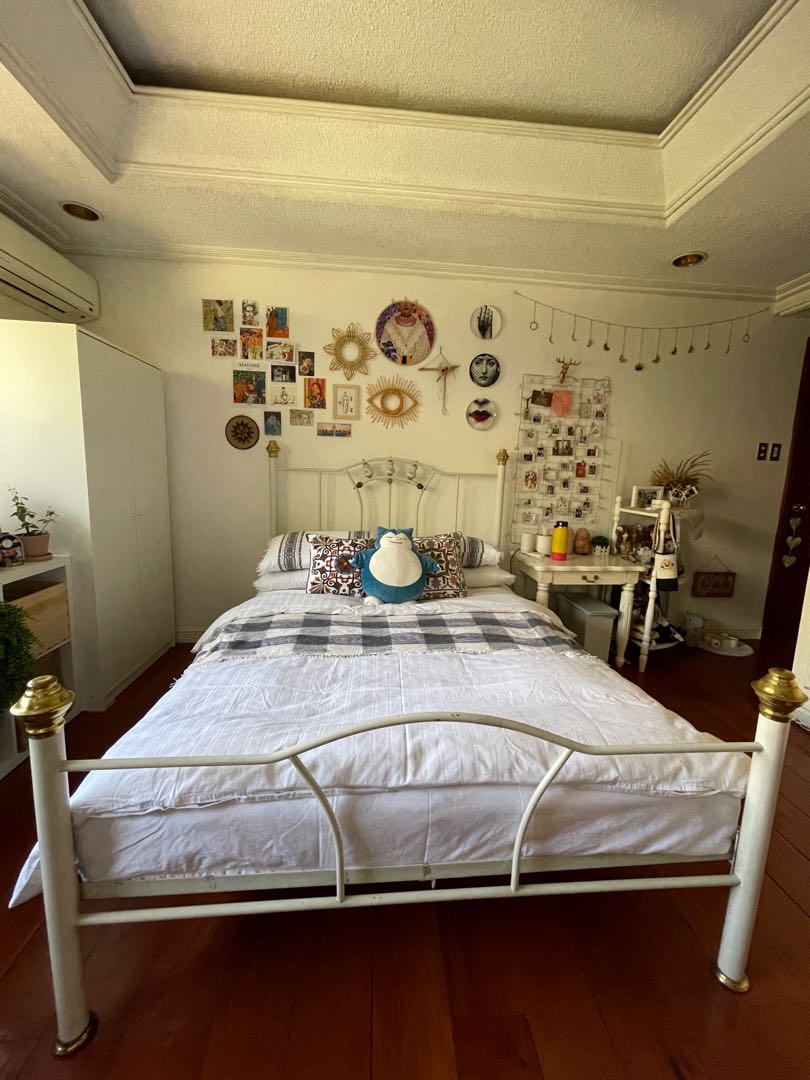 Elegant Bed Frame - Cottagecore Farmhouse Shabby Chic Victorian ...