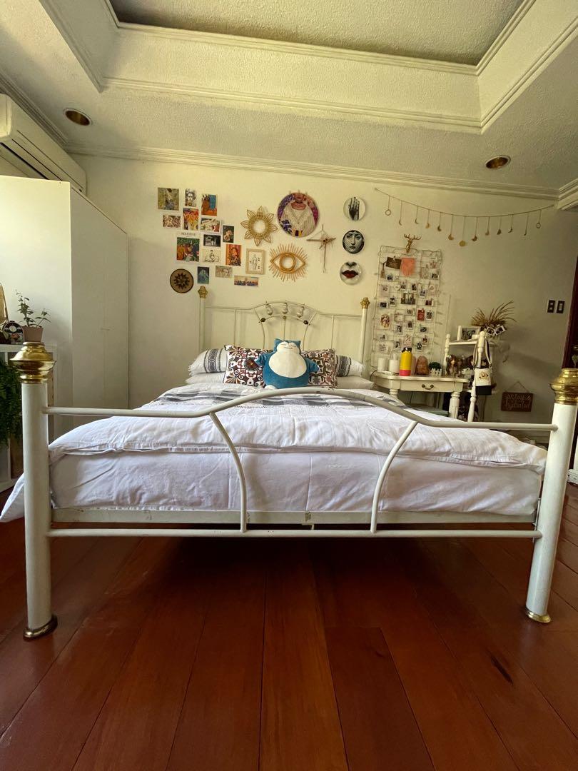 Elegant Bed Frame - Cottagecore Farmhouse Shabby Chic Victorian ...