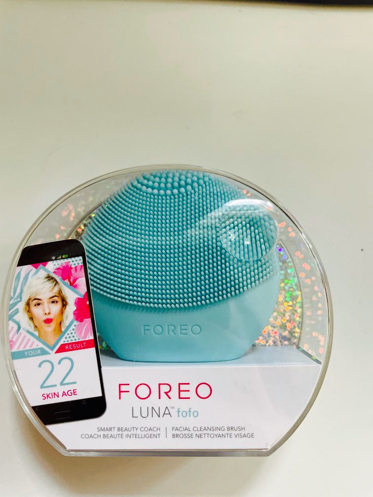 Foreo Luna fofo in Mint, Beauty & Personal Care, Face, Face Care on Carousell