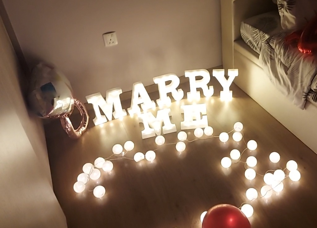 Marry Me Lights (NOT RENT) Batteries Included, Hobbies & Toys ...