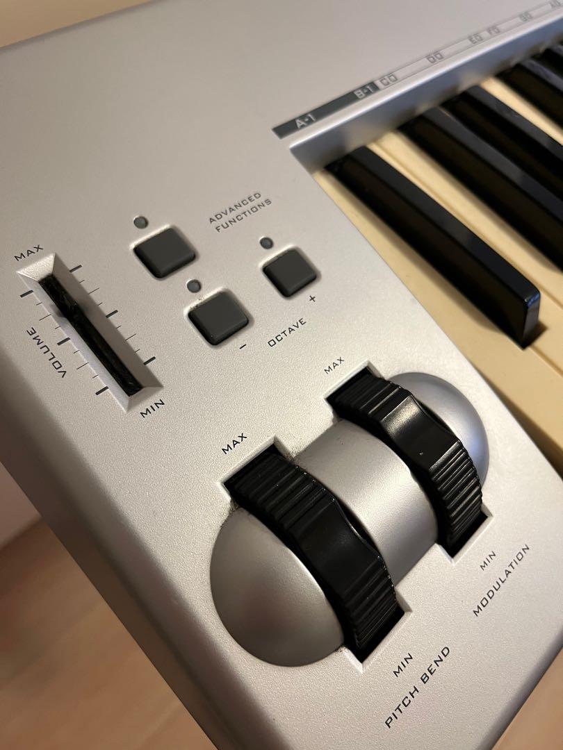 M-Audio Keystation 88es MIDI Controller Keyboard, 興趣及遊戲, 音樂樂器 & 配件, 樂器 ...