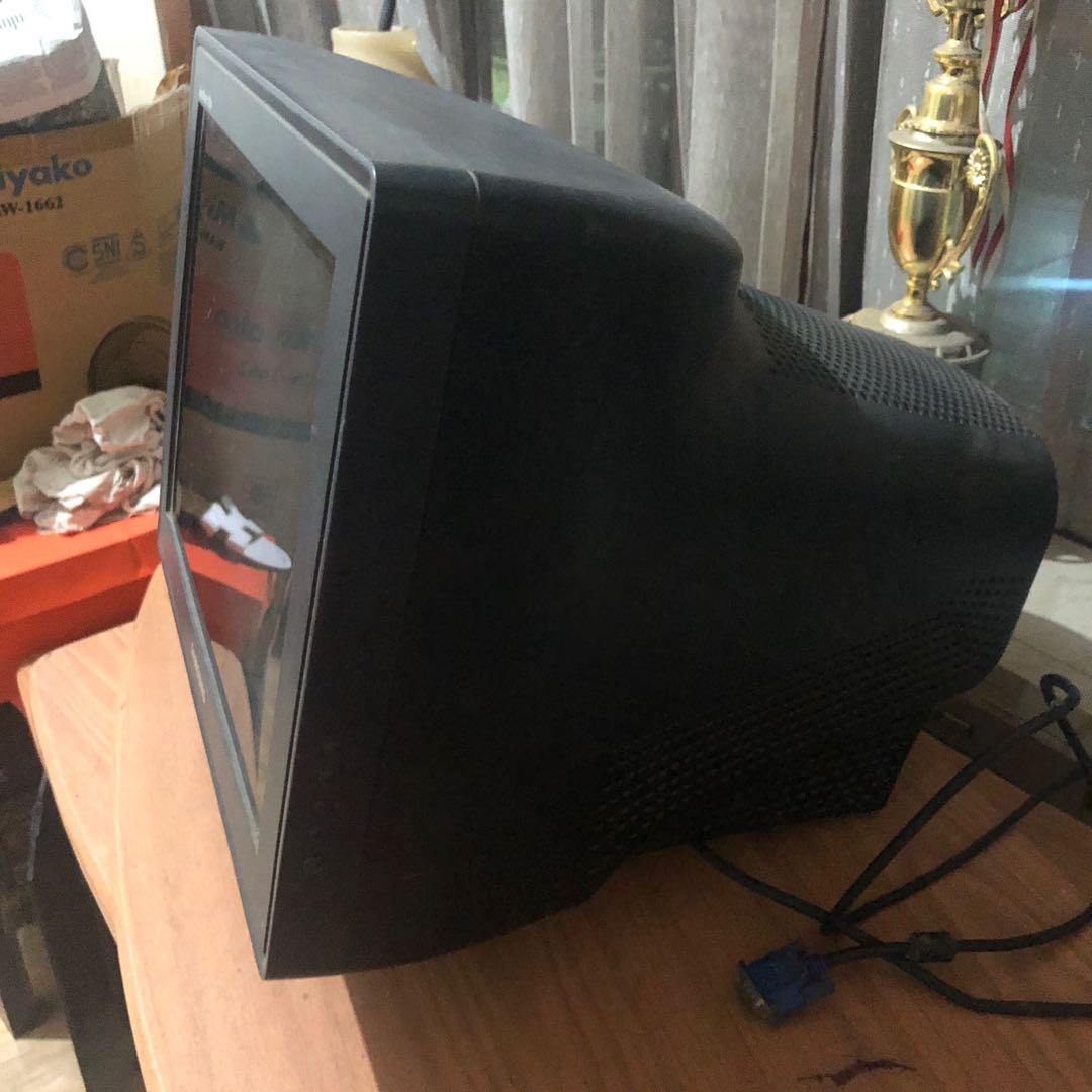 MONITOR KOMPUTER SAMSUNG SYNCMASTER 793DF, Elektronik, Komputer ...