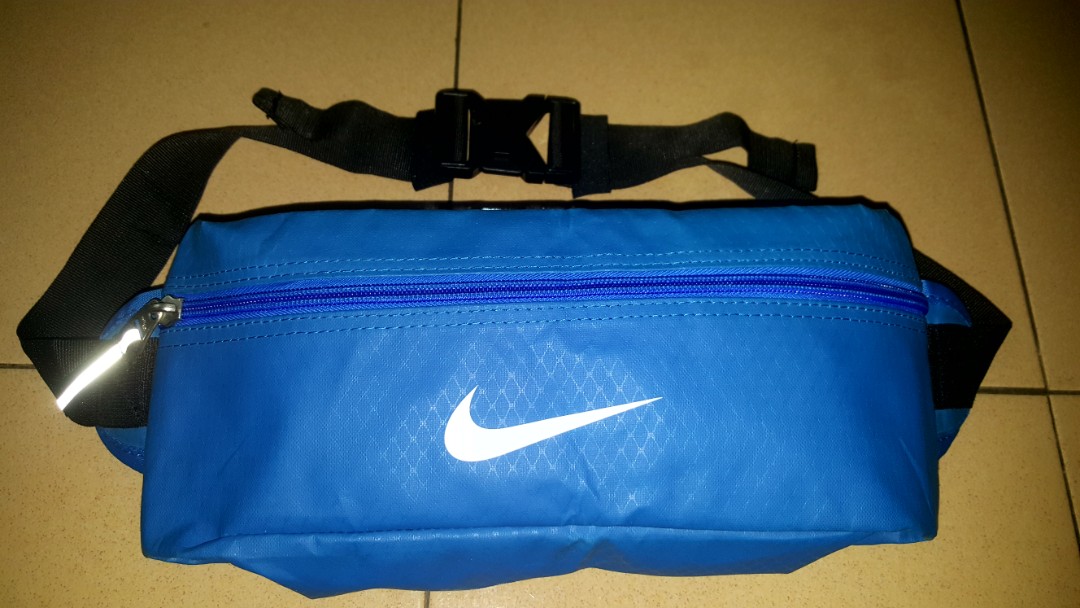 Nike Pouch Bag, Men's Fashion, Bags, Belt bags, Clutches and Pouches on ...