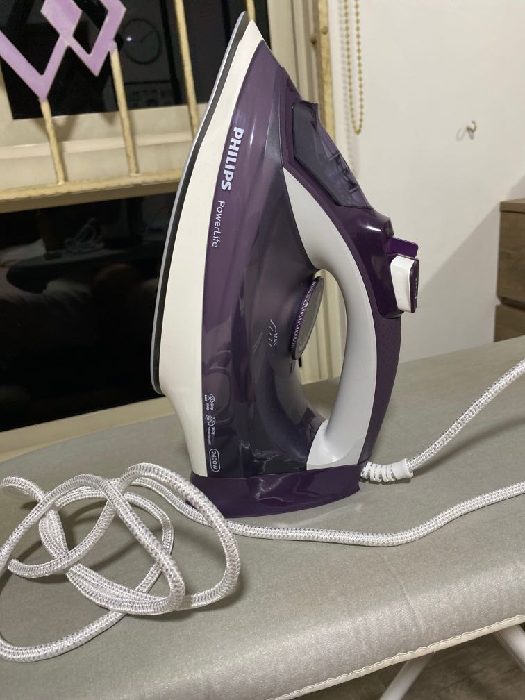 Philip Steam Iron, TV & Home Appliances, Irons & Steamers on Carousell