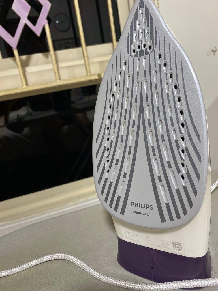 Philip Steam Iron, TV & Home Appliances, Irons & Steamers on Carousell