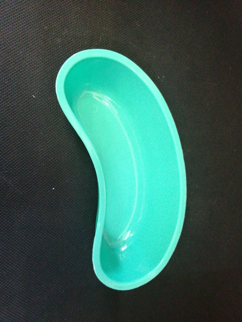 Plastic Kidney Basin, Health & Nutrition, Medical Supplies & Tools on ...