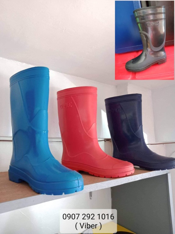 Rainboots camel Ordinary 2, Men's Fashion, Footwear, Boots on Carousell