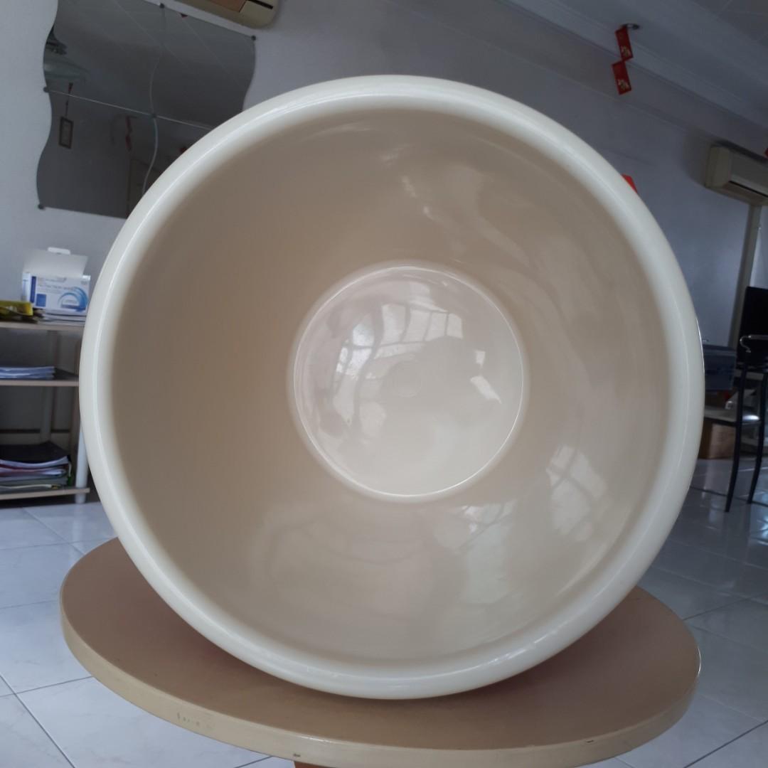 TOYOGO BUCKET / BOX / FOOD CONTAINER, Furniture & Home Living ...