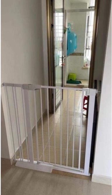 1 meter Tall Safety Gate Barrier Divider (C119), Babies & Kids, Baby ...